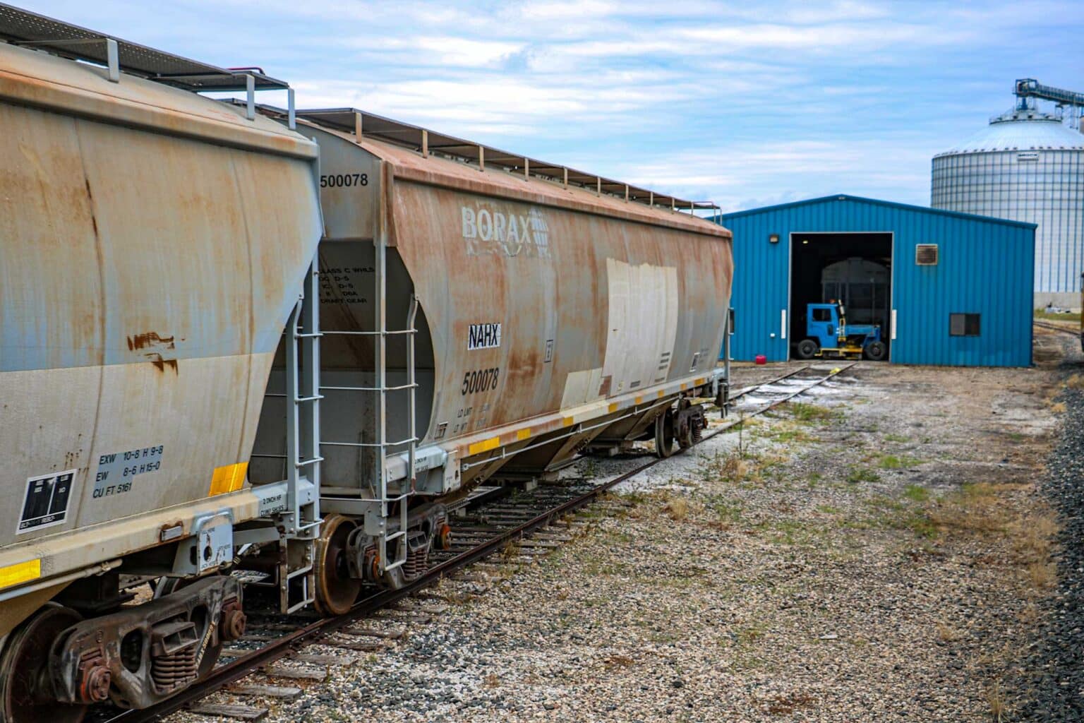 AAR Railcar Repair Services & Rail Car Shop | Northern Plains Rail Services